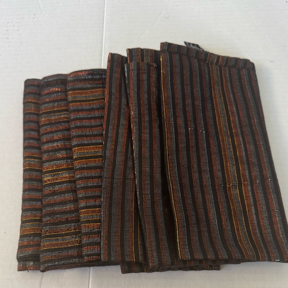 Max Studio | Kitchen | Max Studio Home Metallic Striped Napkins Set Of ...